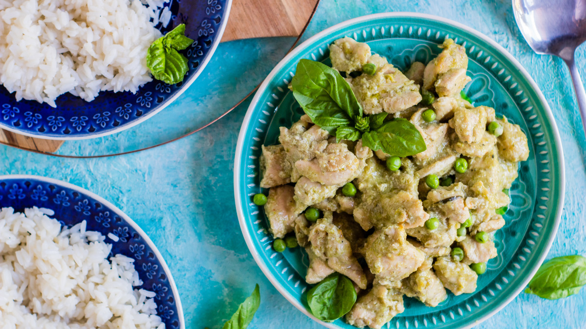 Gaeng Keow Wan Gai - Thai Green Curry Chicken Recipe - Food.com